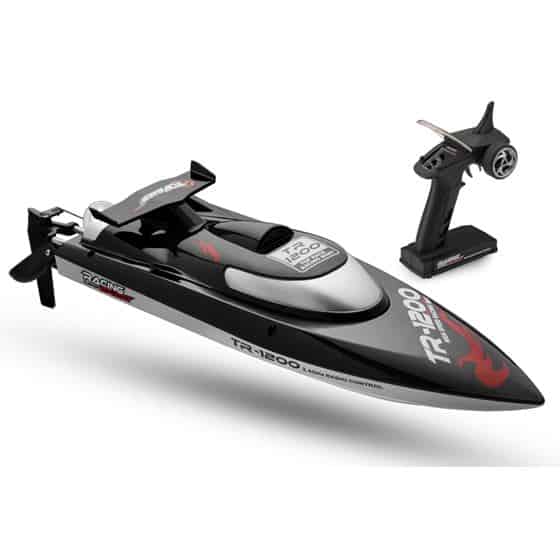 8 Best RC Boats [ 2021 ] - Product Rankers